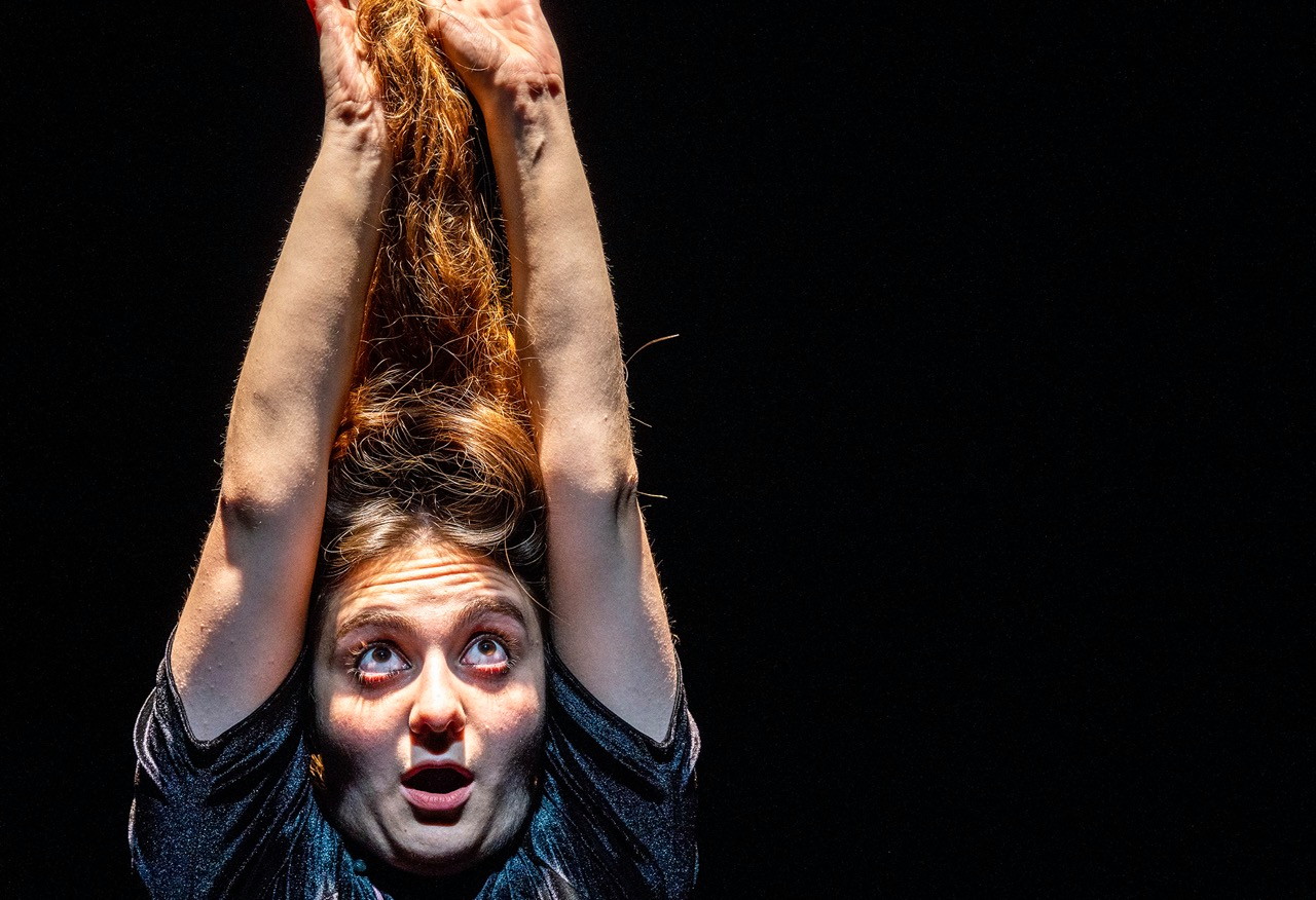 HIJAB OFFLINE - Dschungel Wien